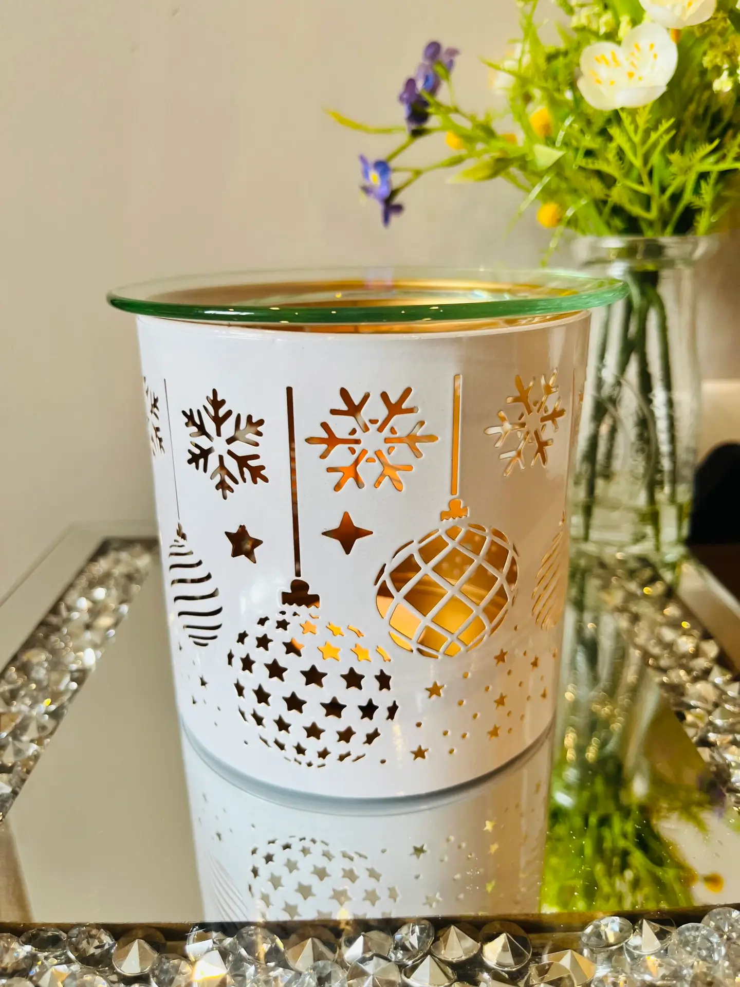 Bauble Tea Light Burner - Hazey Daze Wax Melts